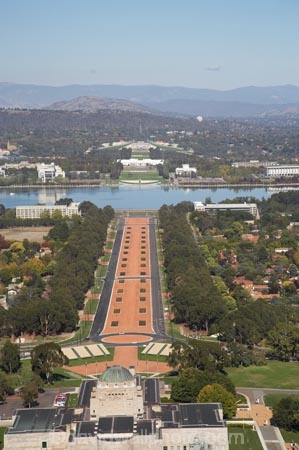 Australian War Memorial, ANZAC Parade, Lake Burley Griffin, and ...