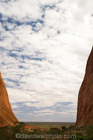 Waipa Gorge, Kata Tjuta, Uluru _ Kata Tjuta National Park, World ...