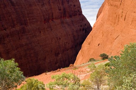Waipa Gorge, Kata Tjuta, Uluru _ Kata Tjuta National Park, World ...