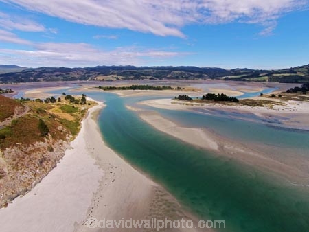 Mouth of Blueskin Bay Estuary, and Warrington Beach, Doctors Point ...
