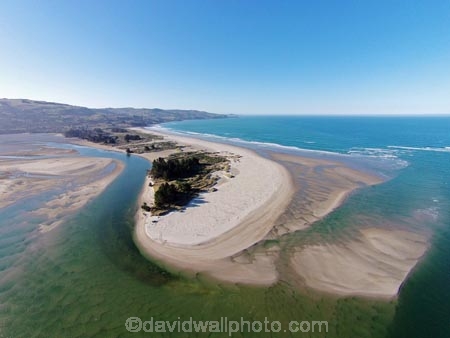 Mouth of Blueskin Bay Estuary, and Warrington Beach, Doctors Point ...